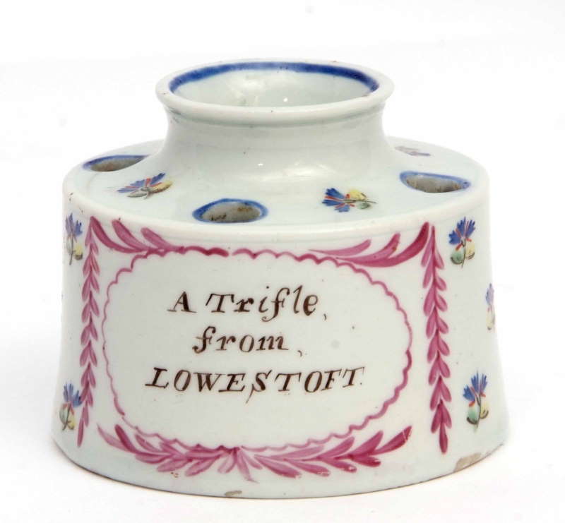 Lowestoft Porcelain A Brief History and Price Guide - World Collectors Net